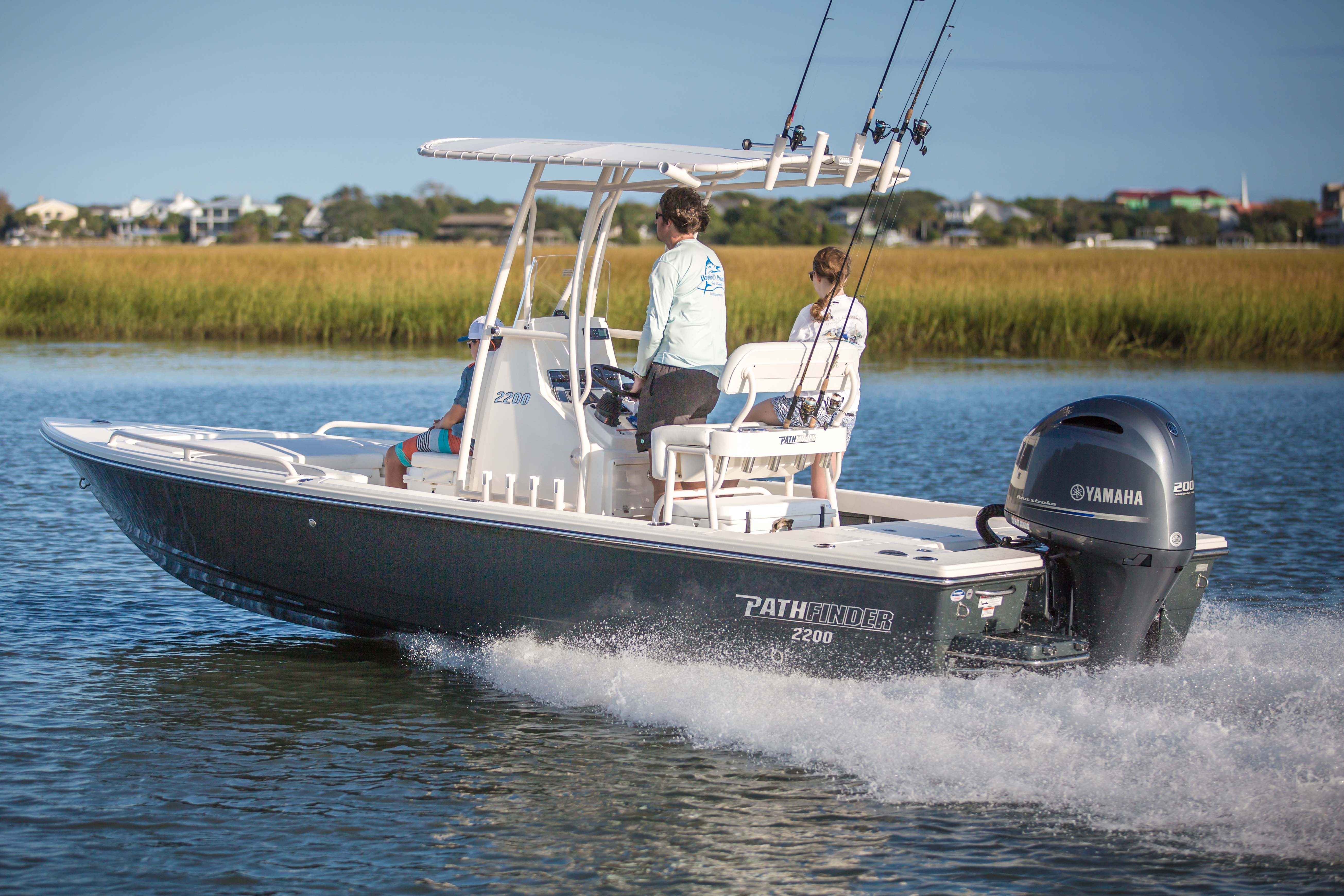 2023 Pathfinder 2200 TRS - Pathfinder Boats